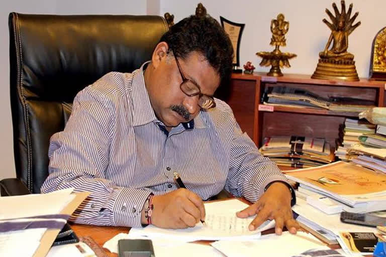 Ailing ex-Goa BJP MLA's death in SA triggers family spat