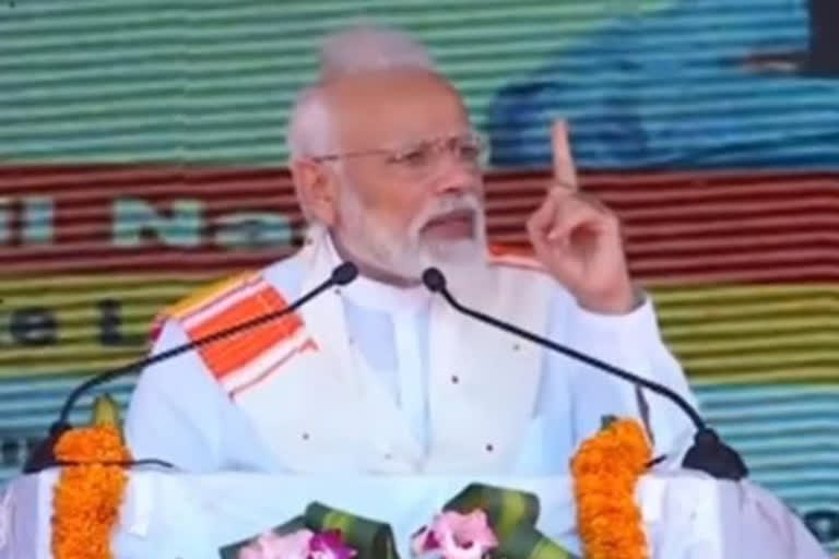 PM Modi lays stone for new projects in TN, remembers 'Amma' for good work