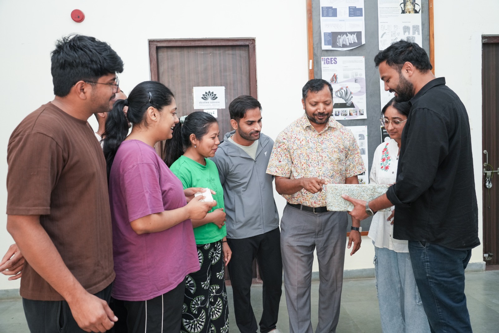 IIT Jodhpur Innovation Turns Crop Residue And Plastic Into Sustainable ...