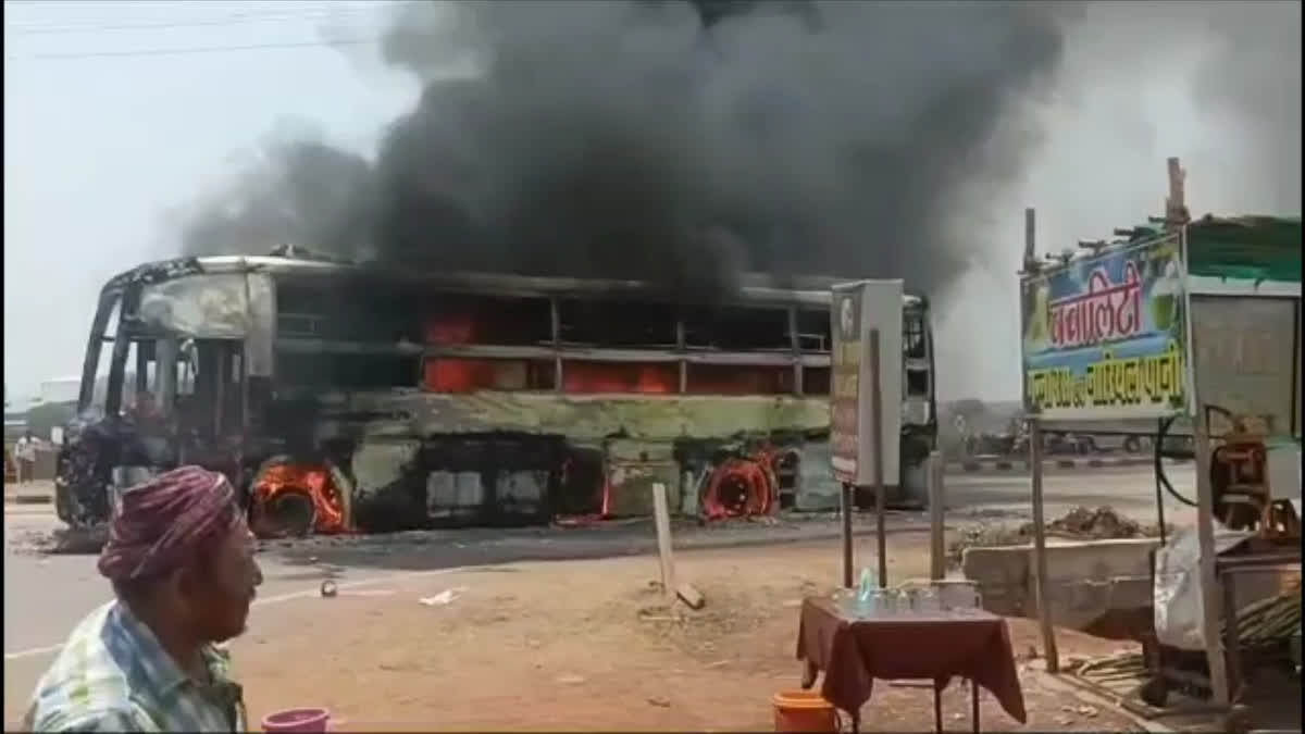 WATCH: Close Shave for 40 Passengers as Flames Engulf Bus in ...