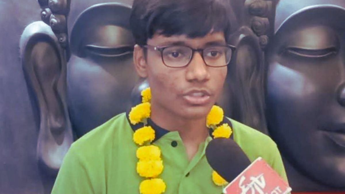 कौन हैं शुभम कुमार?, JEE एडवांस्ड में किया टॉप, पिता की बिहार के गया ...