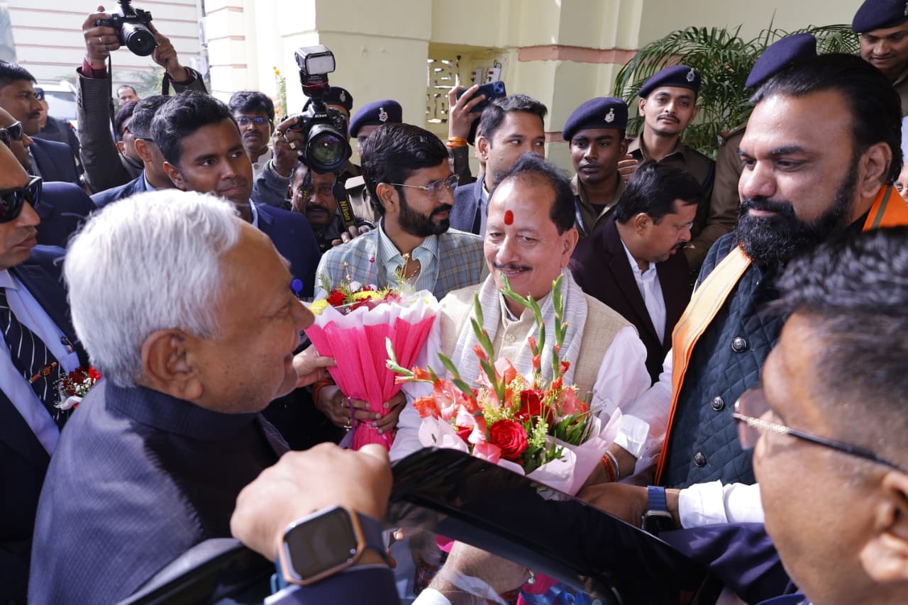 Bihar's New MLAs Take Oath; BJP Leader Prem Kumar's Name Officially ...