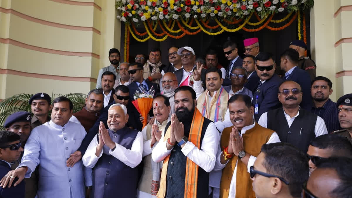 Bihar's New MLAs Take Oath; BJP Leader Prem Kumar's Name Officially ...