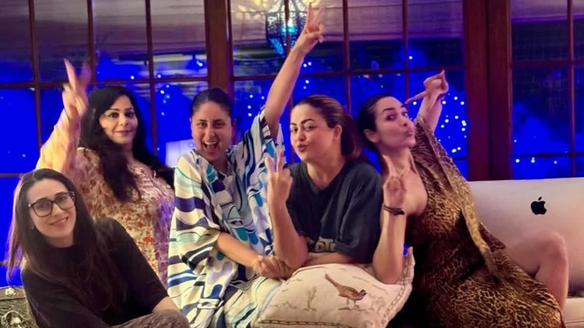 Inside Kareena Kapoor's Star-Studded Pyjama Party with Her 'OG Crew ...