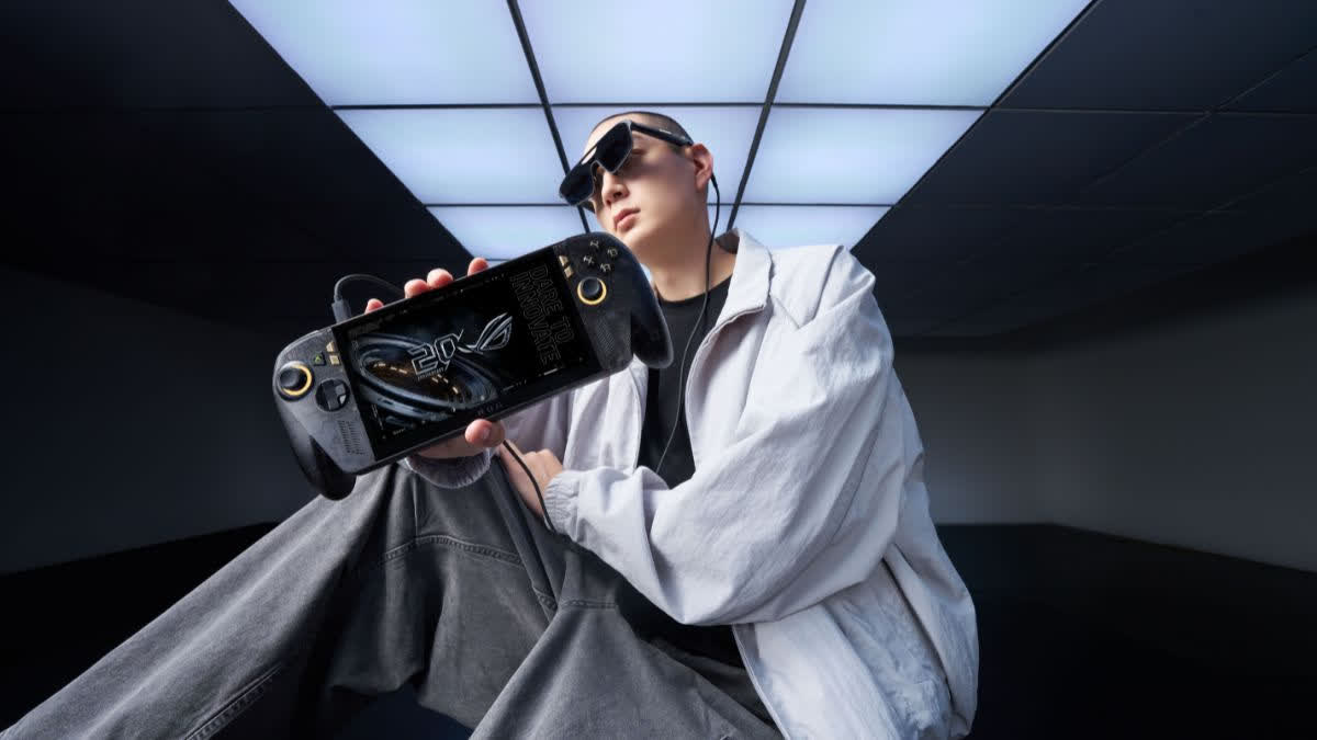 ASUS Unveils ROG Xbox Ally X20 Bundle With OLED Display And AR Glasses ...