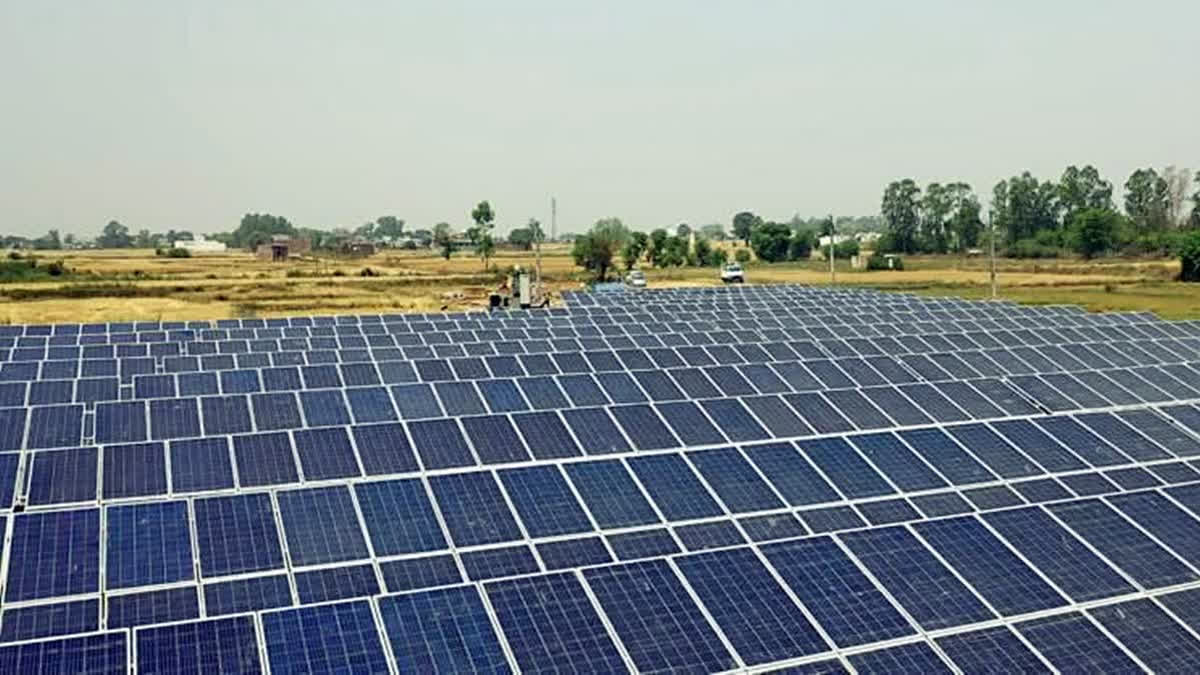 J&K Pushes For Solar Power With 35.2 MW from Govt Buildings, Aims For ...