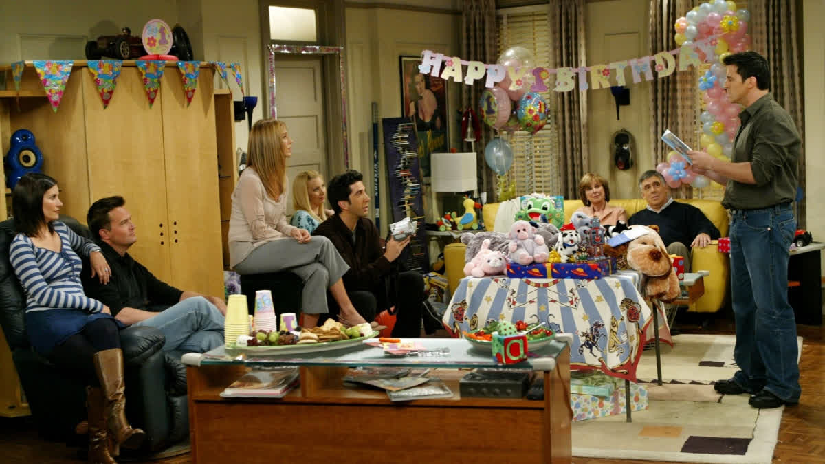 You Won’t Believe How Adorable The FRIENDS Cast Looks As Kids; AI’s ...