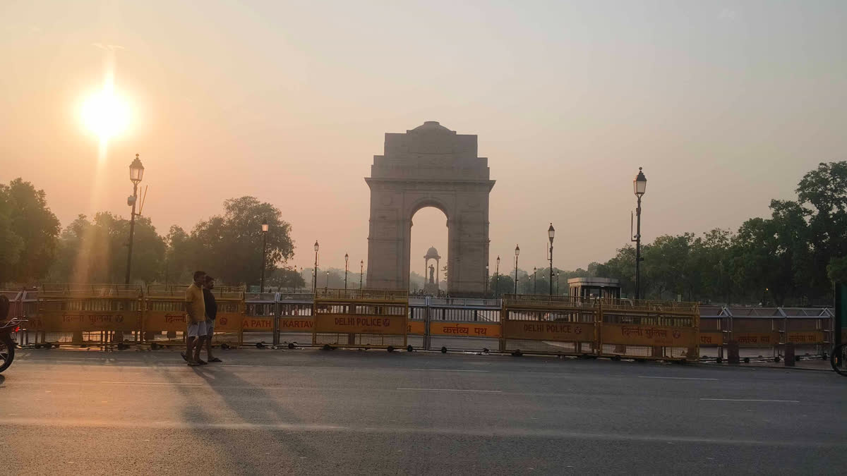 दिल्ली-NCR के तापमान में आई गिरावट, जाने कैसा रहेगा मौसम का हाल
