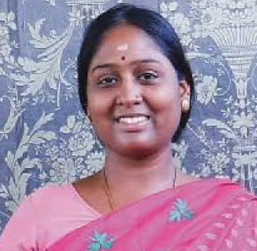 பிரபல நடிகை தீபாவின் தந்தை மீது கொலைவெறி தாக்குதல்: 3 பேர் கைது