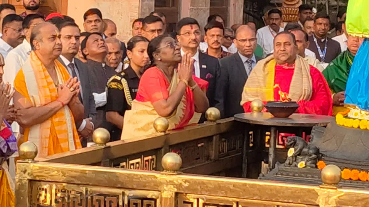 President Murmu Performs 'Pinda Daan' In Puri, Visits Jagannath Temple