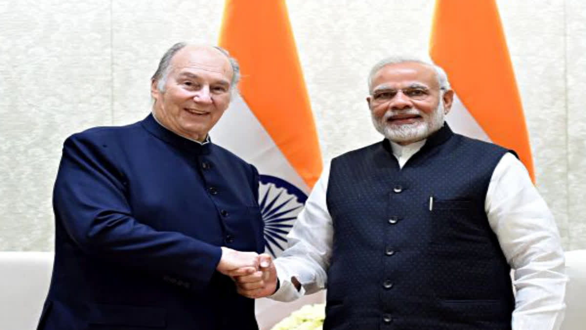Aga Khan IV, Spiritual Leader Of Ismaili Muslims, Dies At 88; PM Modi ...
