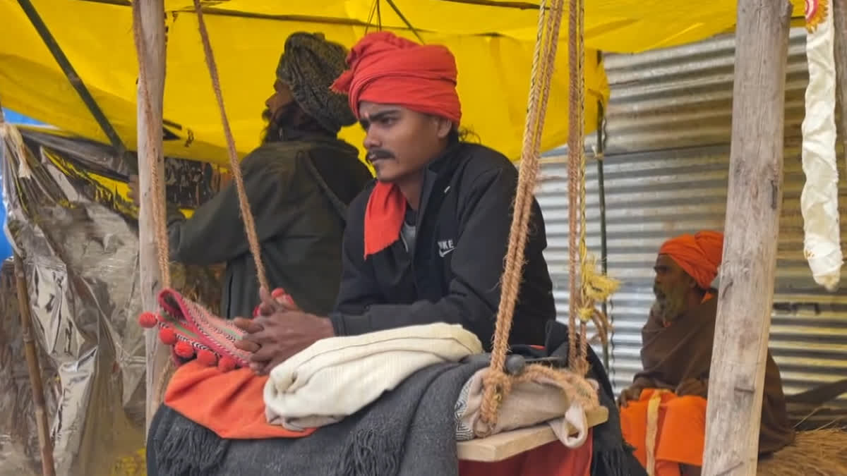 UP: Young Sadhu Standing on One Foot for '7 Years' Draws Attention At ...