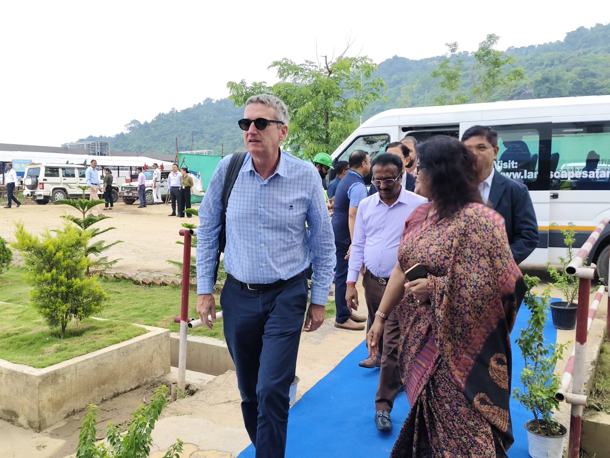 জাগীৰোডৰ ছেমিকণ্ডাক্টৰ প্ৰকল্প পৰিদৰ্শন ইউৰোপীয় সংঘৰ প্ৰতিনিধি দলৰ