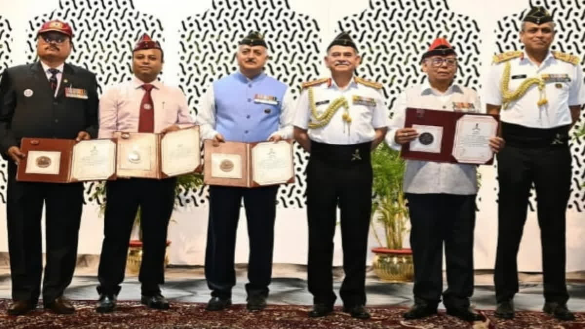 Honoured By Army Chief, These 5 Uttar Pradesh Veterans Prove Service ...