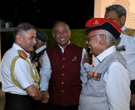 Honoured By Army Chief, These 5 Uttar Pradesh Veterans Prove Service ...