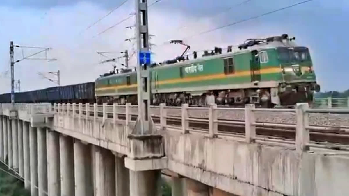 345 Wagons, 4.5 KM Long: Indian Railways Launches Asia's Longest-Ever ...