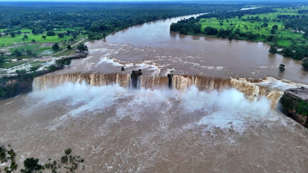 Bastar's Chitrakote Waterfall Known As 'India's Mini Niagara' Turns ...
