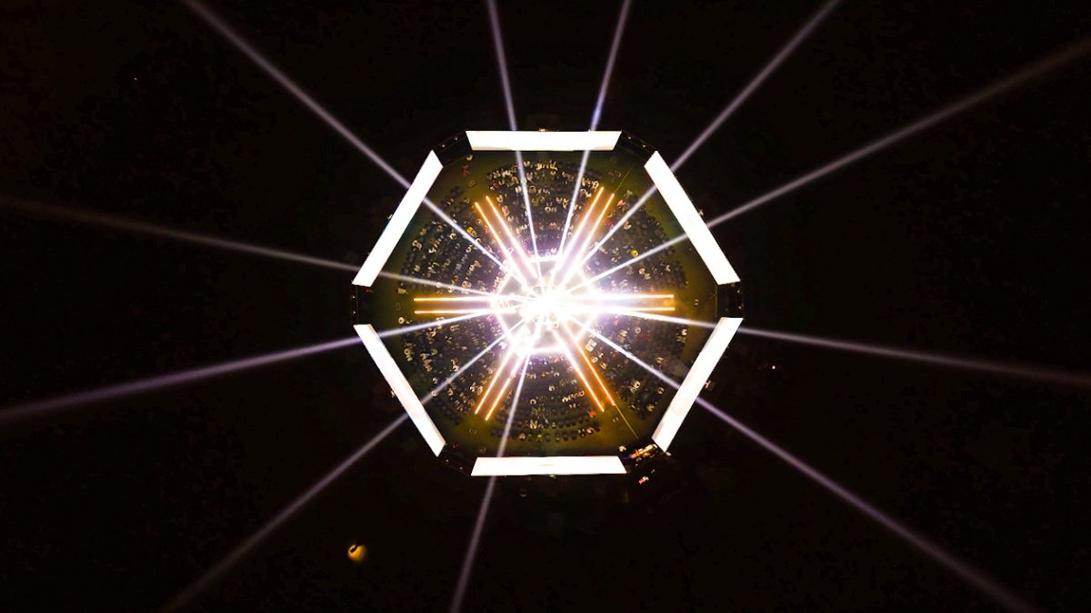 This 27-Year-Old Has Created An Innovative World-First Visual Concert ...