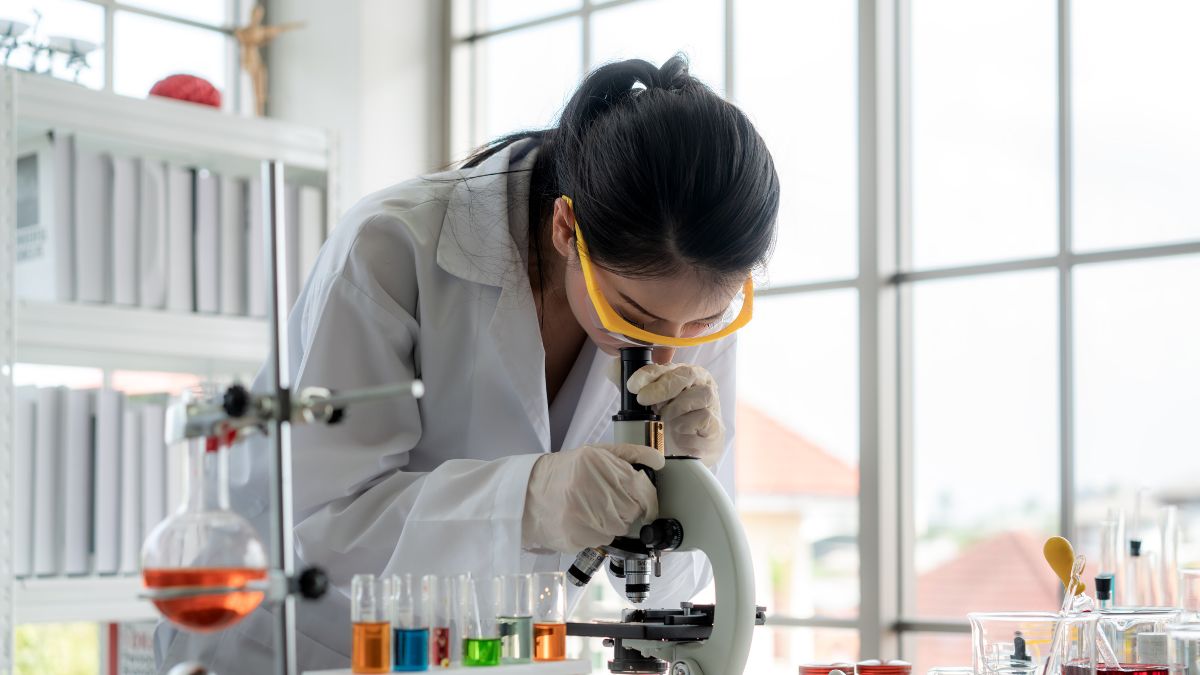 Women & Girls in STEM: 10 Years Of Celebrating The Unsung Heroines of ...