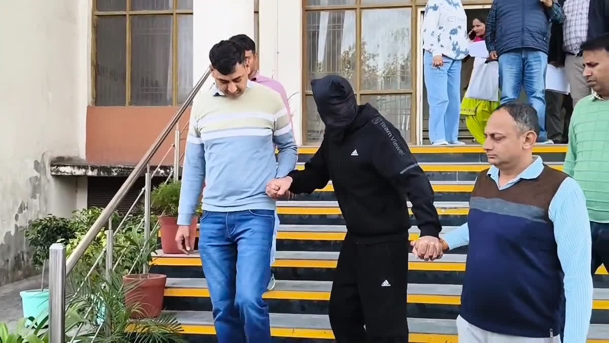 Panipat Police Arrest Gangster Sheelu Dahr At Delhi Airport After ...