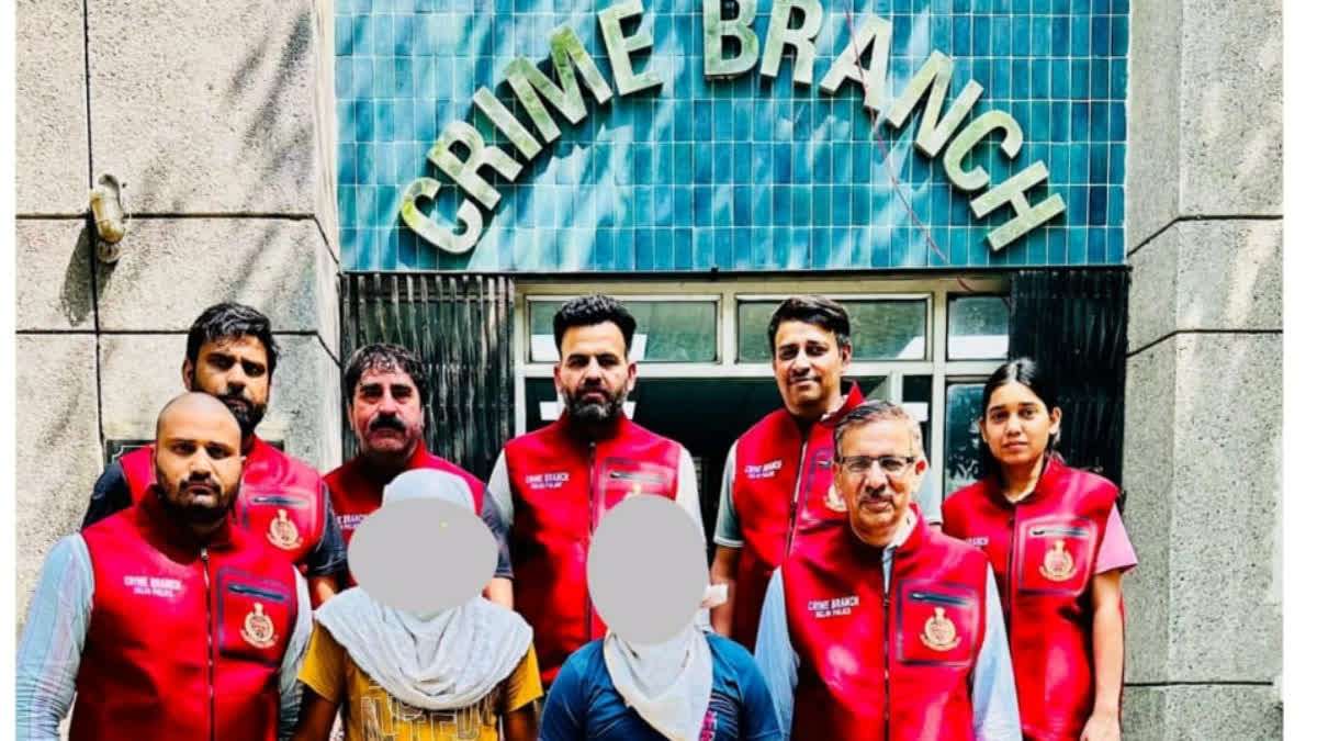 Delhi Crime Branch Officials Nab Two Drug Smugglers
