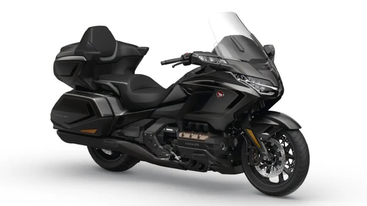 Honda Fireblade SP आणि Gold Wing भारतात लाँच; जाणून घ्या किंमती