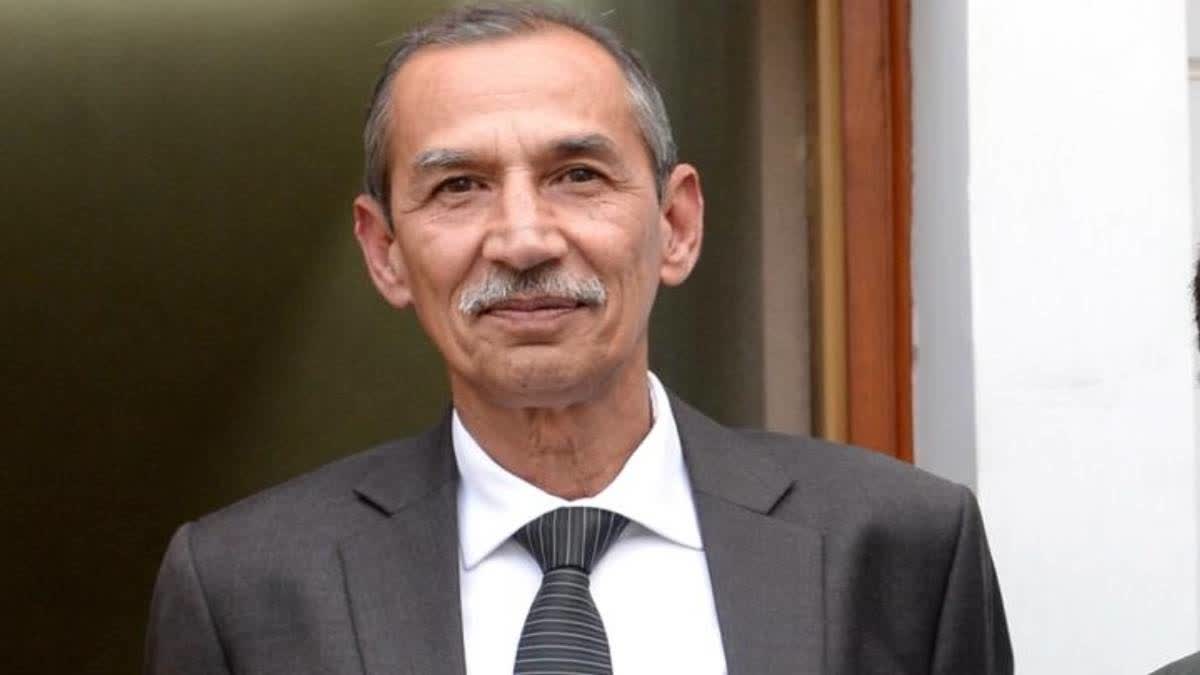 Lt Gen (Retd) Hooda Accuses Punjab Police Vehicle Of 'Deliberately ...