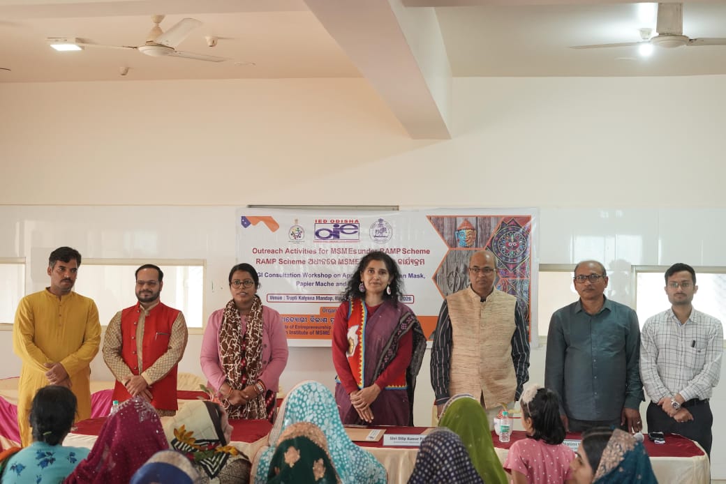 Reviving Age-Old Art, How Odisha's Kalpataru Panda Is Taking Baghamari ...