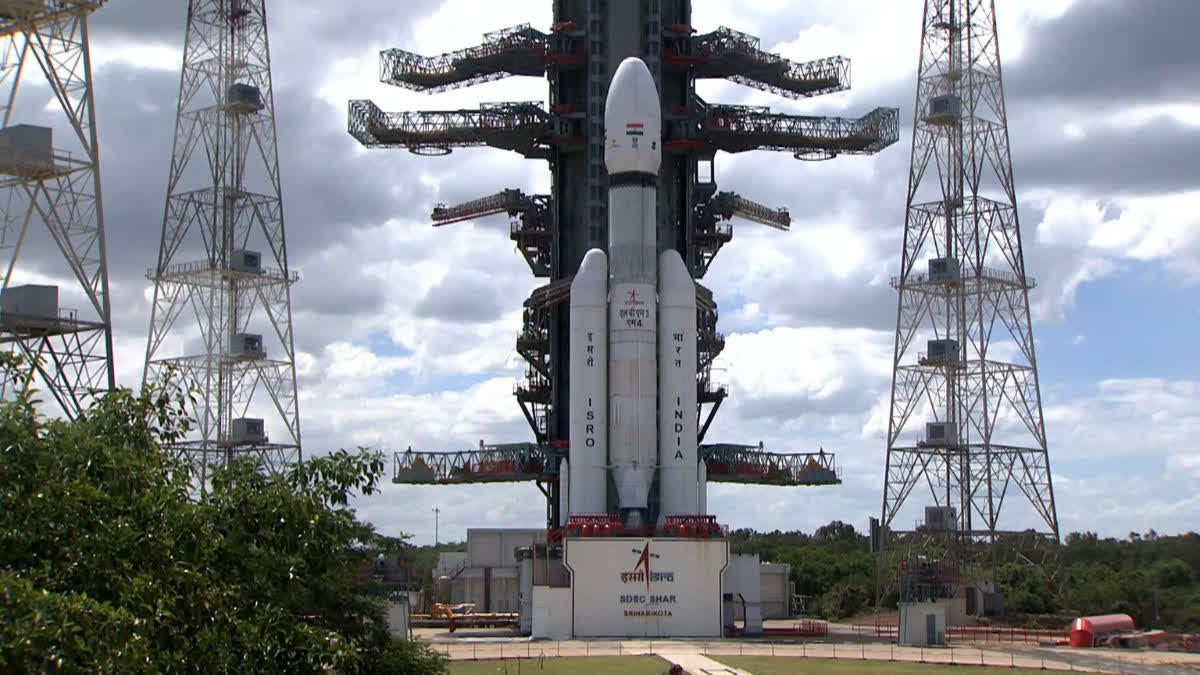 Chandrayaan-3's Propulsion Module Gets Pulled By Moon's Gravity ...