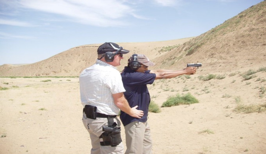 2 डॉलर का पहला शेयर, आज ₹2000 करोड़ का मालिक, स्टॉक मार्केट गुरु रवि आर ...