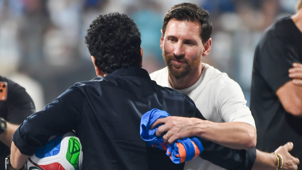 GOAT India Tour 2025: Lionel Messi Arrives At Wankhede; Sachin ...