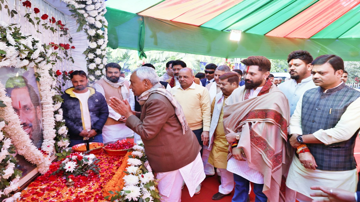 क्या NDA के साथ आएंगे तेज प्रताप यादव? चिराग पासवान ने कर दिया क्लियर