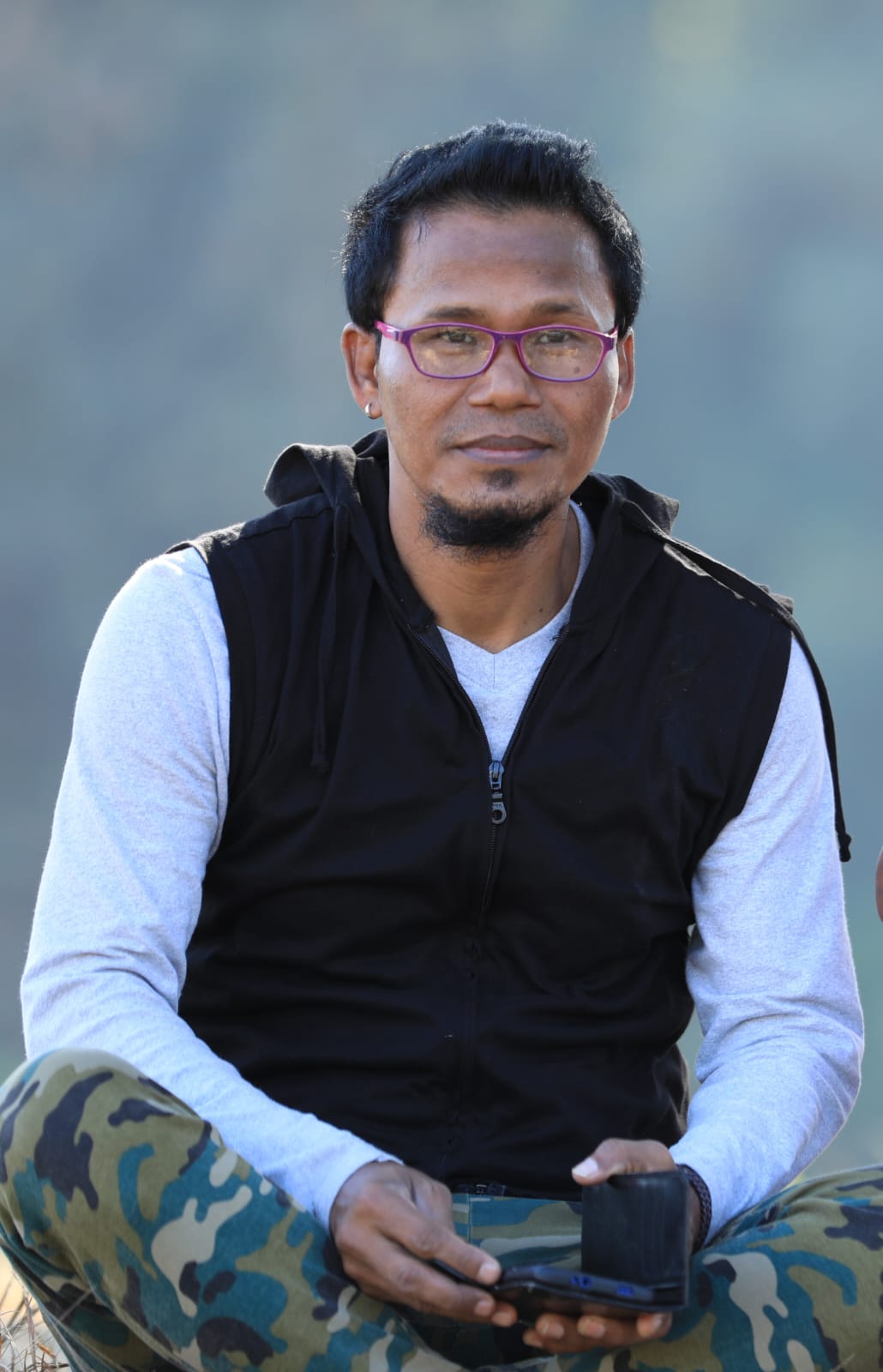সংগীতানুষ্ঠানৰ আখৰাতেই ঢলি পৰিল শিল্পী পুতুল সিং টুমুং