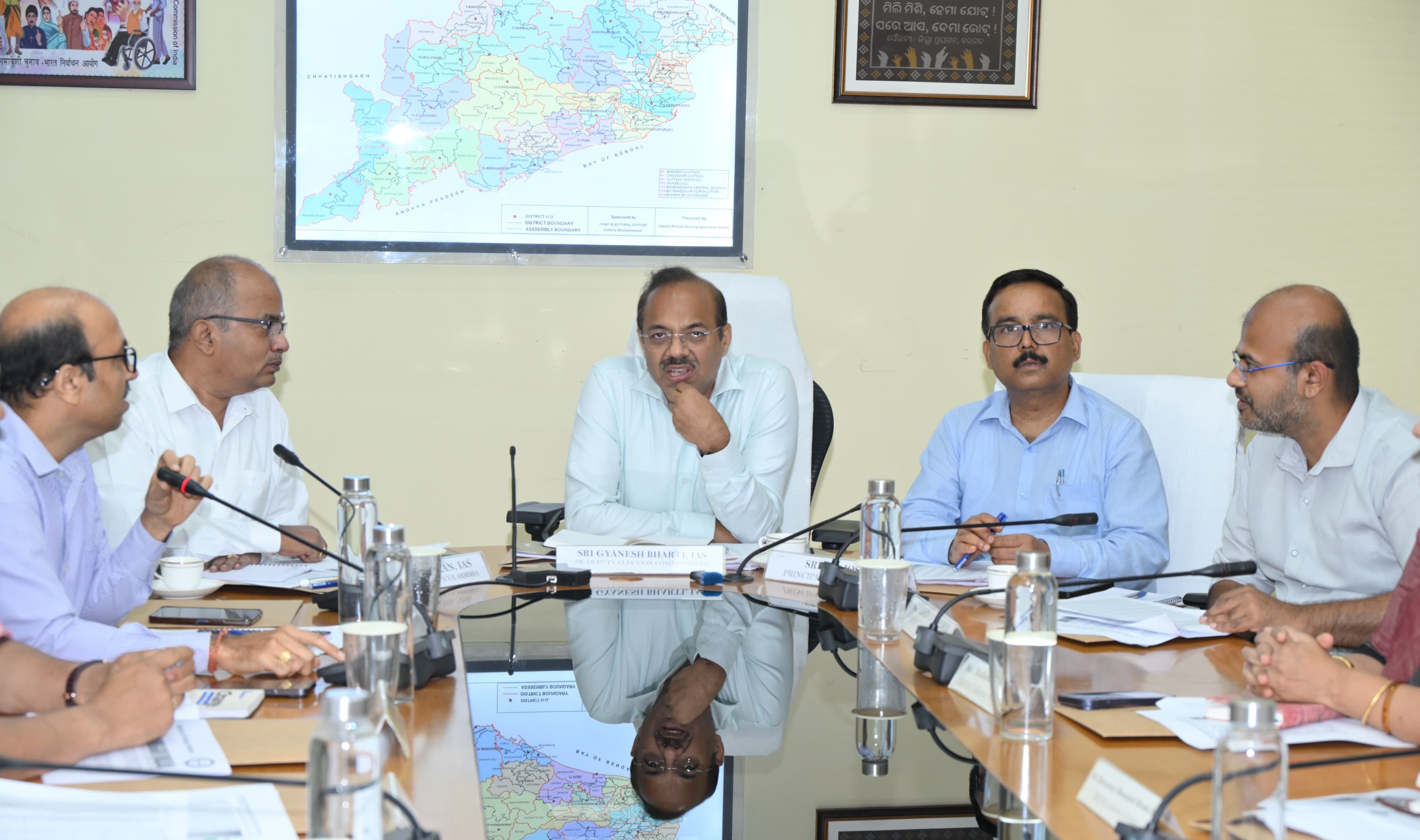 ଓଡ଼ିଶାରେ ଏସଆଇଆର ପ୍ରକ୍ରିୟାର ସମୀକ୍ଷା କଲେ ଭାରତର ବରିଷ୍ଠ ଉପ ନିର୍ବାଚନ ଆୟୁକ୍ତ ...