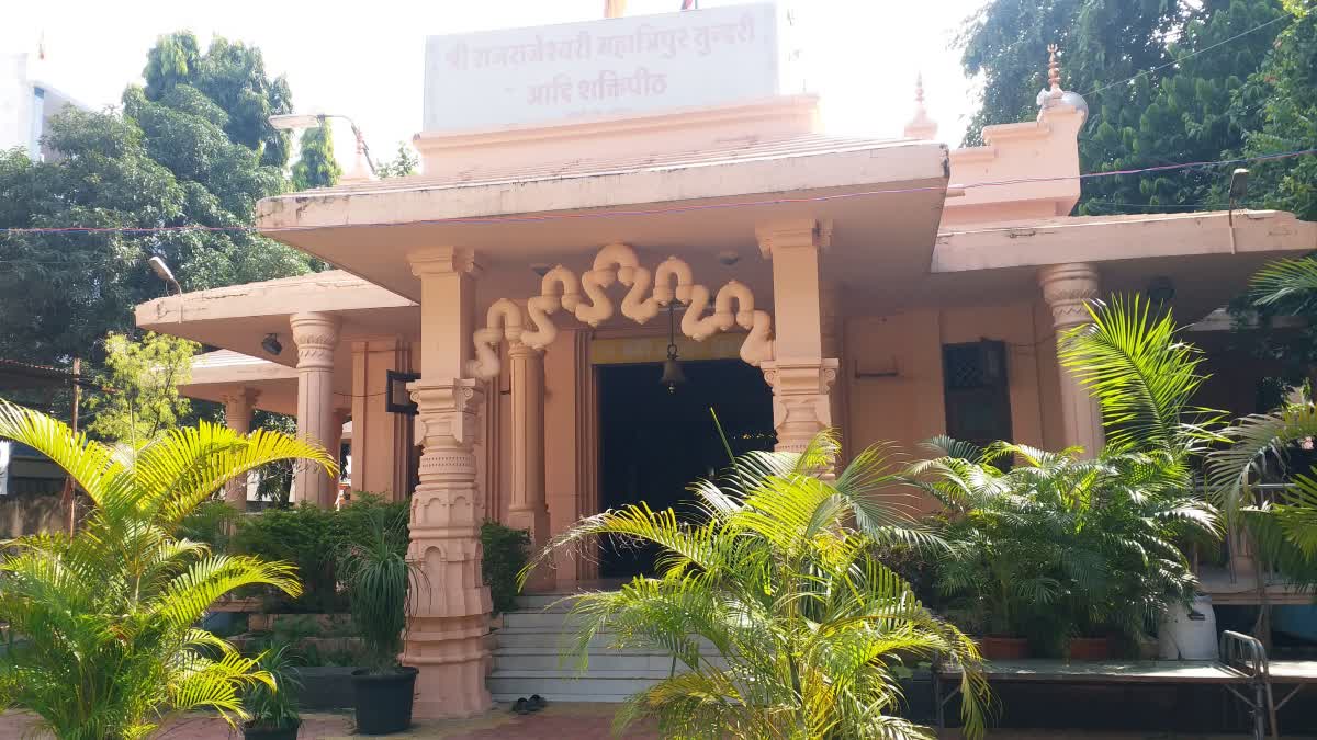 इंदौर के इस आश्रम में खीर के लिए लगता है भक्तों का तांता, साल में मिलती ...