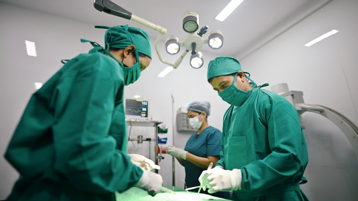 Mandi Doctors Set National Record by Removing 5.21-kg Uterine Fibroid ...