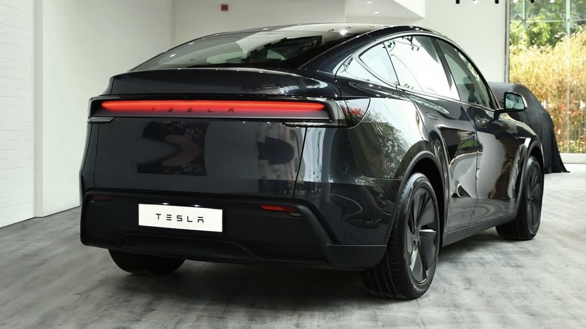 Tesla ने हैदराबाद में खोला पांचवां एक्सपीरियंस सेंटर, जानें गाड़ियों की ...