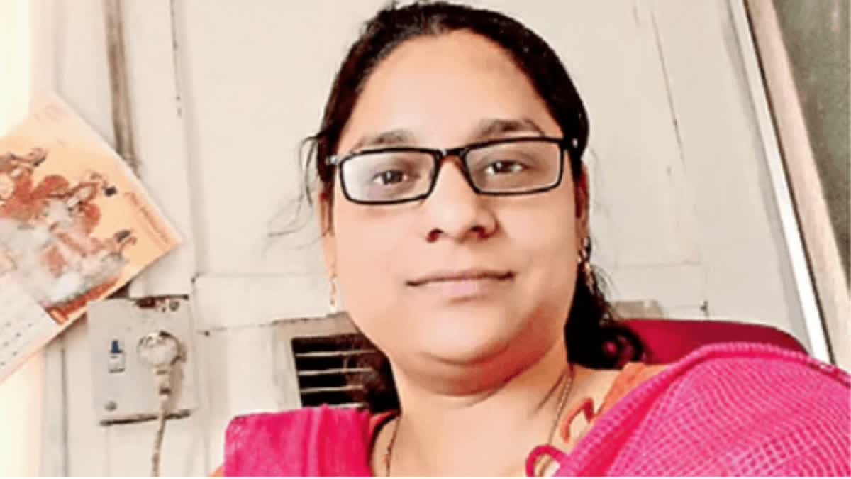 A Humble Farmer's Daughter Bags 3 Govt Jobs In One Go, Makes Education ...