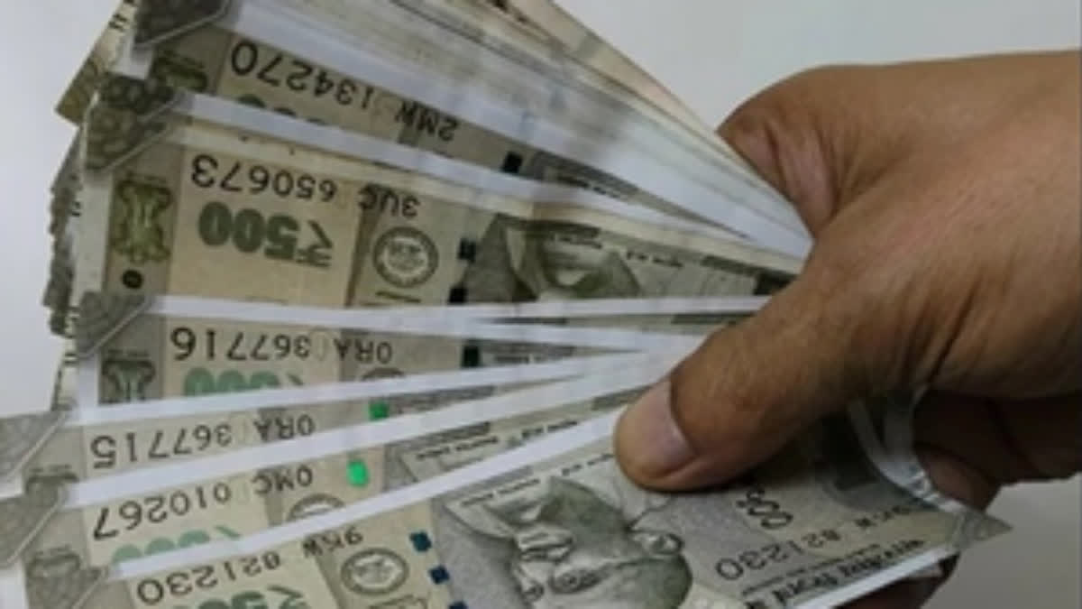 Indian Money In Swiss Banks Dips To CHF 3.25 Billion; Customer Deposits Up