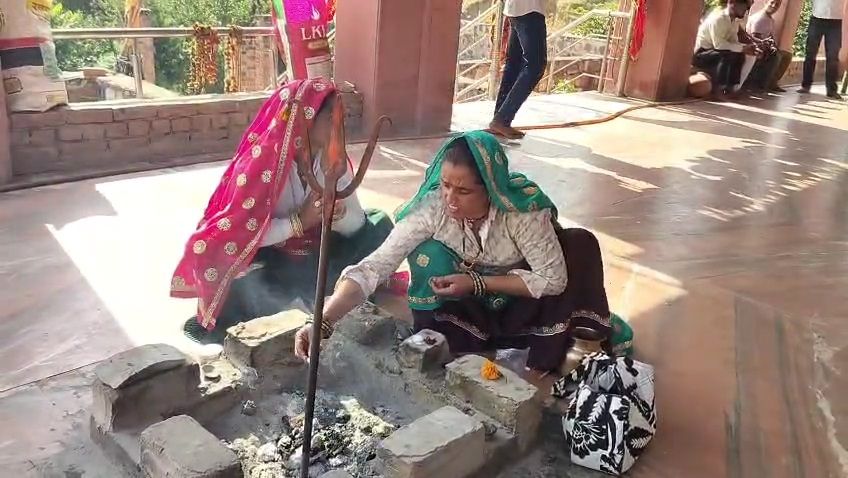 Teela Wali Chamunda Mata Temple: From Bandit Hideout To Sacred Hill ...