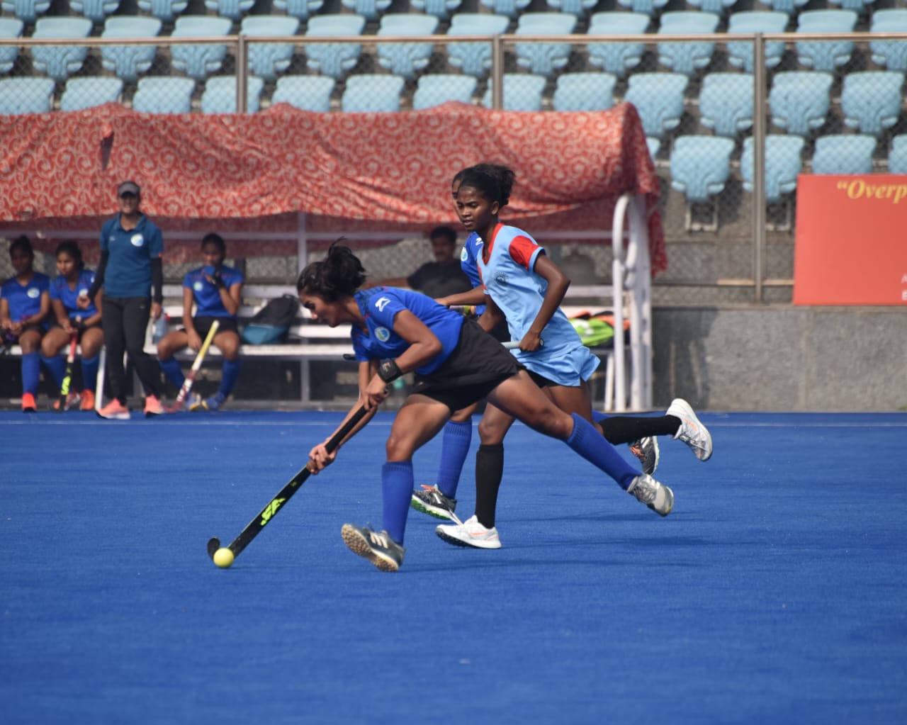 बुआ के साथ पहली बार गई थी मैदान, सेंटर हाफ खेलकर हॉकी खिलाड़ी स्नेहा ...