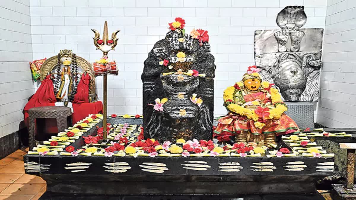 యనమదుర్రుగా మారిన యమపురి - ఇక్కడ విచిత్రంగా శివయ్య