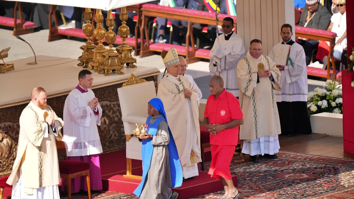 Nuns, Ex-Satanic Priest Among 7 New Saints Created By Pope Leo