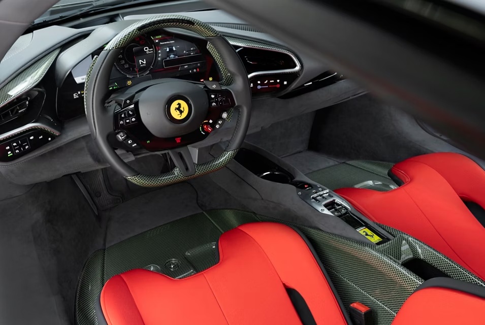 ਆਈਕੋਨਿਕ F40 ਨੂੰ ਸ਼ਰਧਾਂਜਲੀ ਦੇਣ ਲਈ ਨਵੀਂ ਕਾਰ Ferrari SC40 ਪੇਸ਼