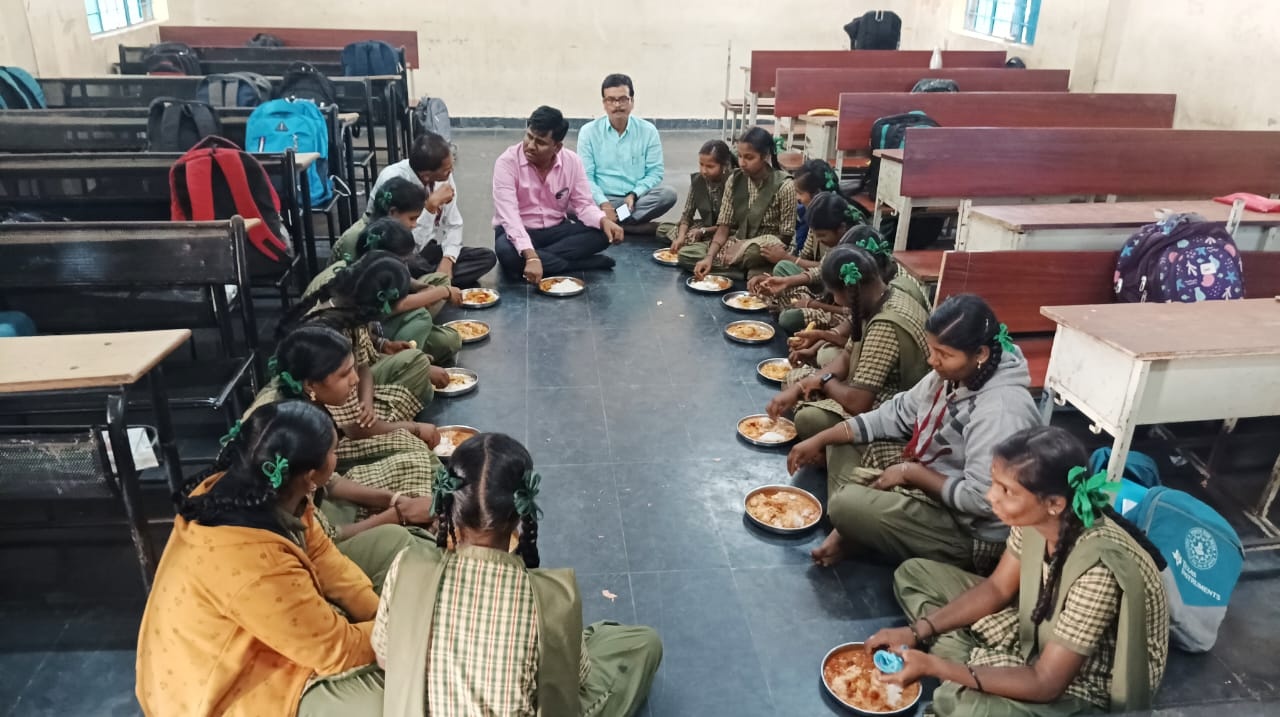 ETV Bharat Impact: Judge Visits Karnataka School After HC Order ...