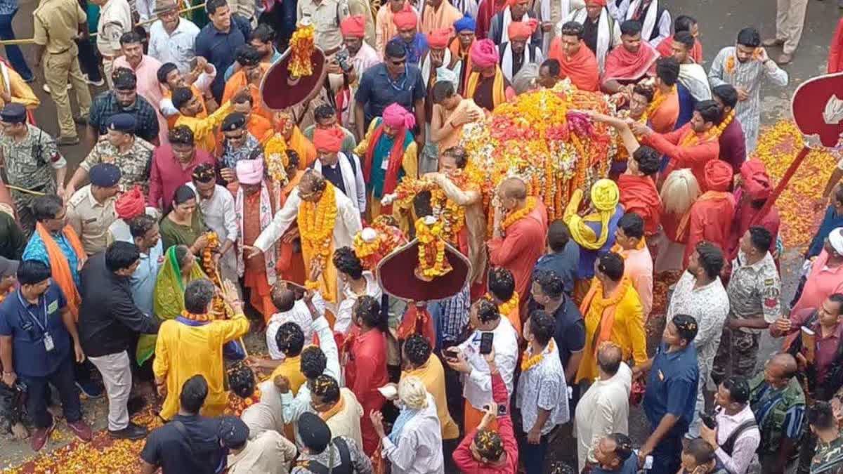 Doli Vidaai Ritual Fetches Lakhs Of Devotees On The Last Day Of Bastar ...