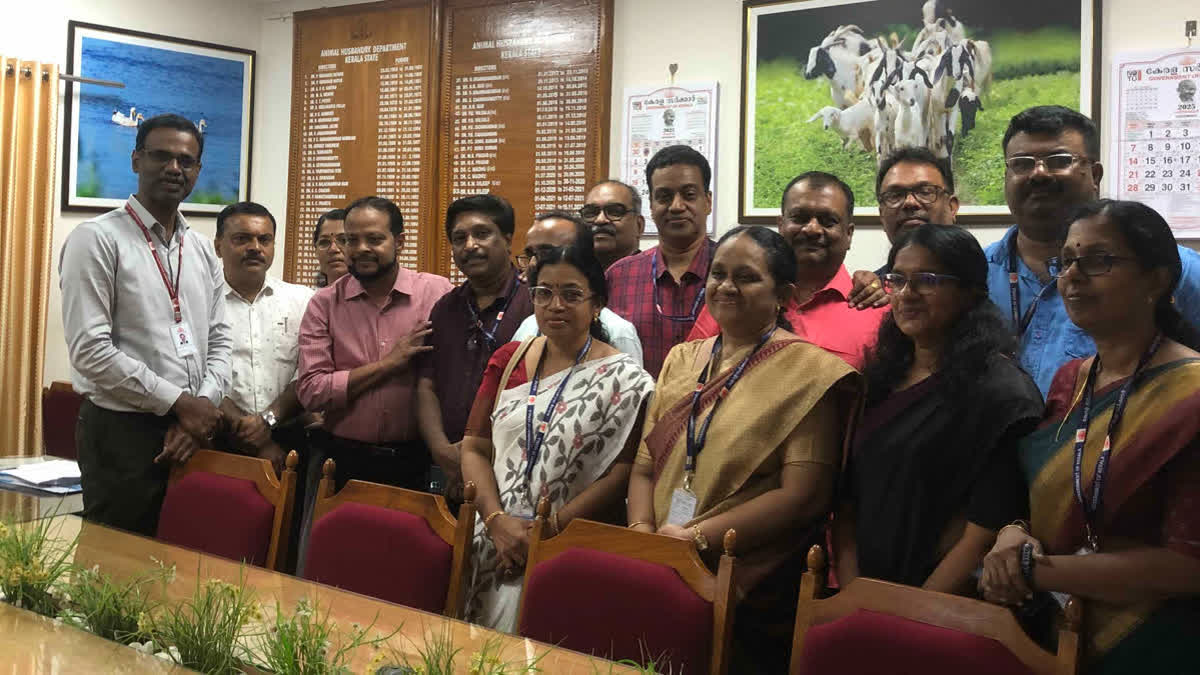 Studied In Same Batch, Retiring On Same Day: 14 Veterinary Officers ...
