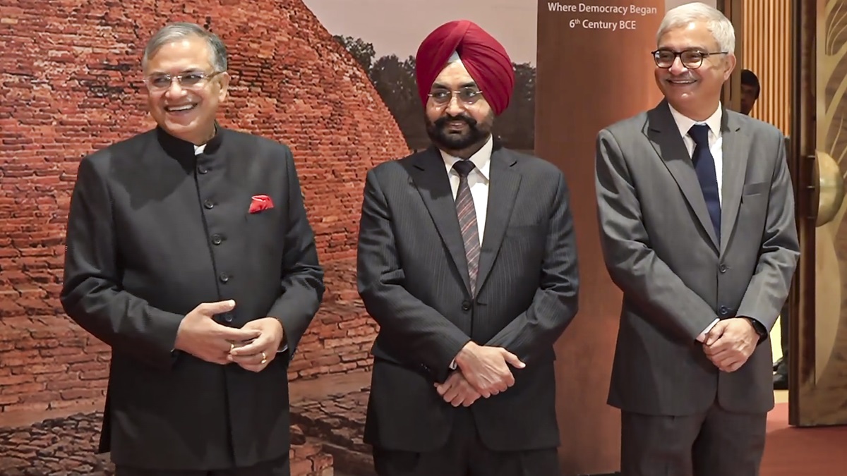 At ECI Int'l Conference, CEC Gyanesh Kumar Calls BLOs Backbone Of India ...