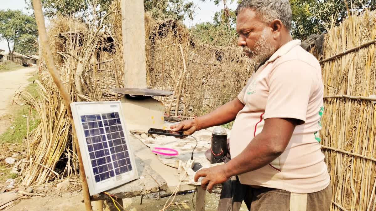Bihar Village Without Electricity For Years, Residents Rely On Nepal ...