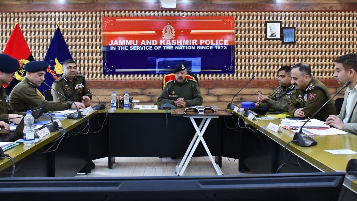 J&K DGP Reviews Security, Calls For Stronger Coordination And Vigilance